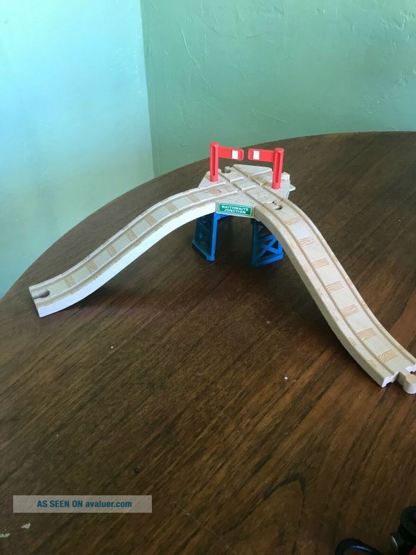 Elevated Crossing Gate Bridge Thomas Train Wooden Railway Track Set ...