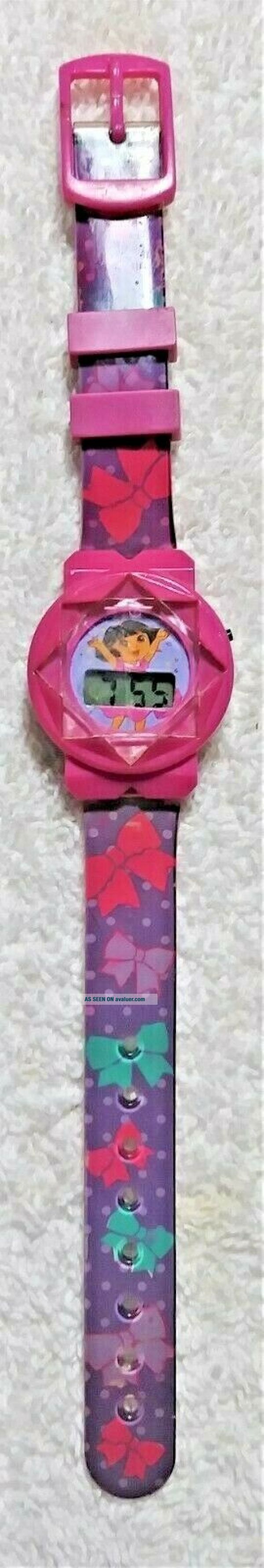 2012 DORA THE EXPLORER DIGITAL WRIST WATCH BATTERY DTEKD1047 KEEPS GOOD ...
