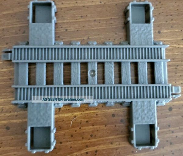 Thomas The Train Sky High Bridge Jump Replacement Part - T2 Gray ...
