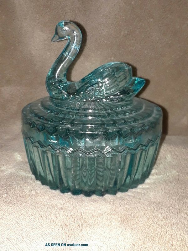 VINTAGE JEANETTE GLASS BLUE SWAN POWDER BOX/TRINKET BOX | #34740296