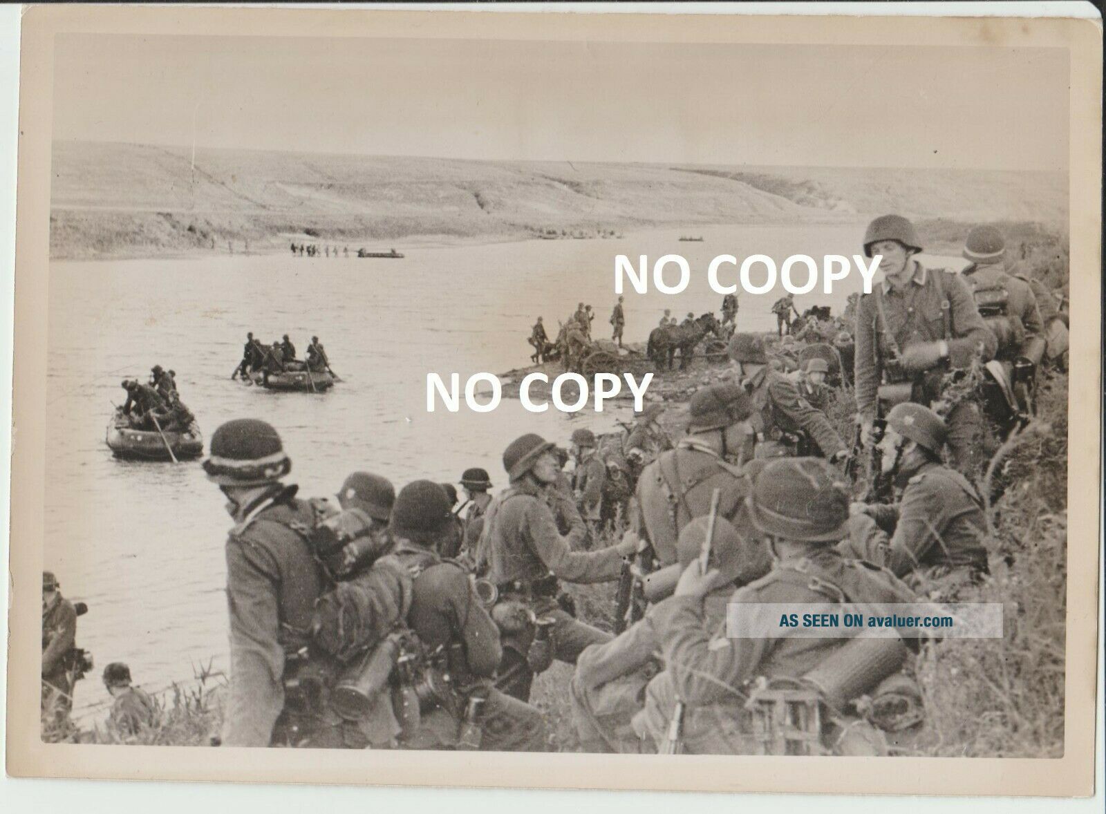 WW2 GERMAN PRESS PHOTO WEHRMACHT INFANTRY CROSSING RIVER RUSSIAN FRONT ...