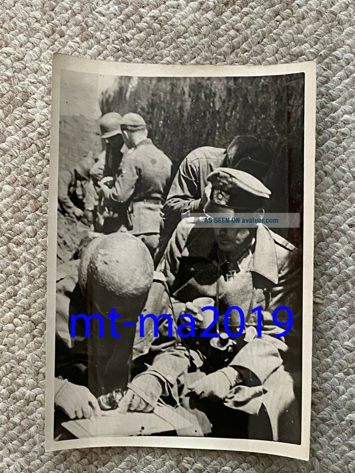 WW2 PRESS PHOTOGRAPH - GERMAN KNIGHTS CROSS WINNER ON THE KERCH ...