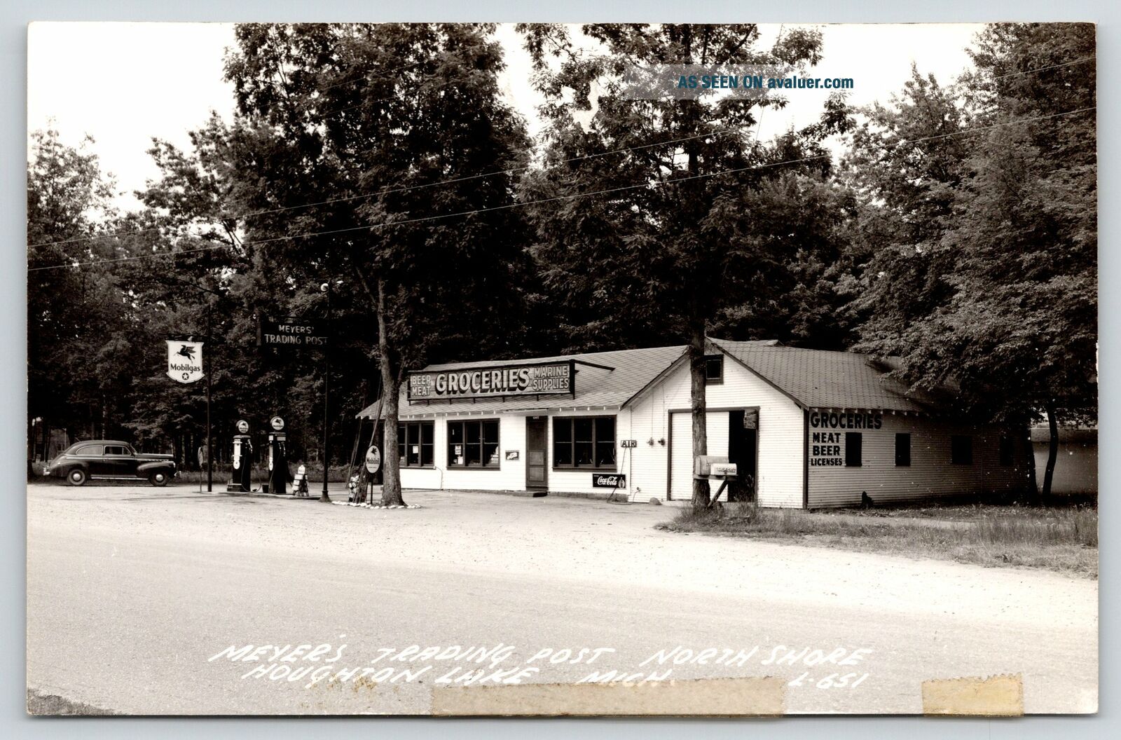Houghton Lake Michigan Meyer ' S Trading Post Mobilgas Gas Station Beer ...