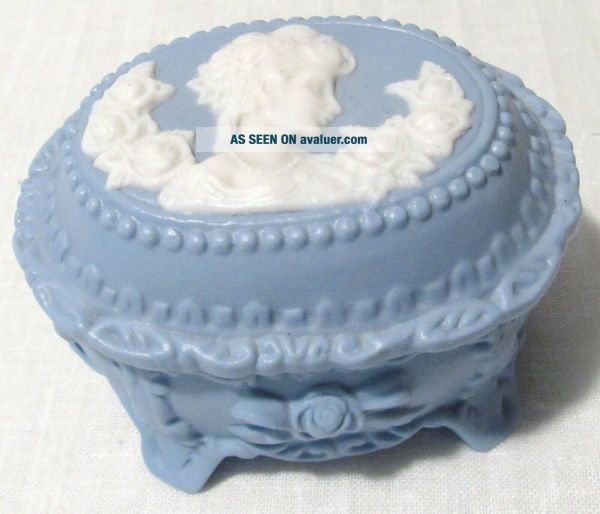 VINTAGE CERAMIC TRINKET BOX WITH LID WEDGWOOD BLUE WITH CAMEO LIID ...