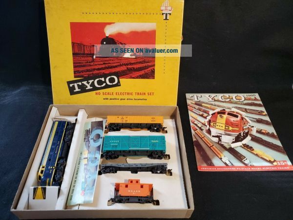 Vintage 1960 TYCO HO Scale Electric Train Set Santa Fe F9 Diesel ...