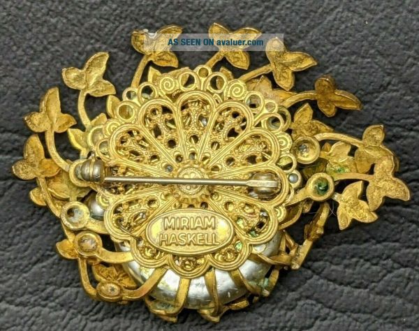 Vintage Miriam Haskell Baroque Pearl Gold Tone Brooch Pin | #49504655