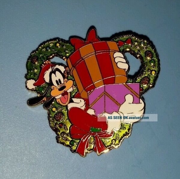 DISNEY 2014 Happy Holidays Limited Release Mystery Pin; Goofy | #49510629