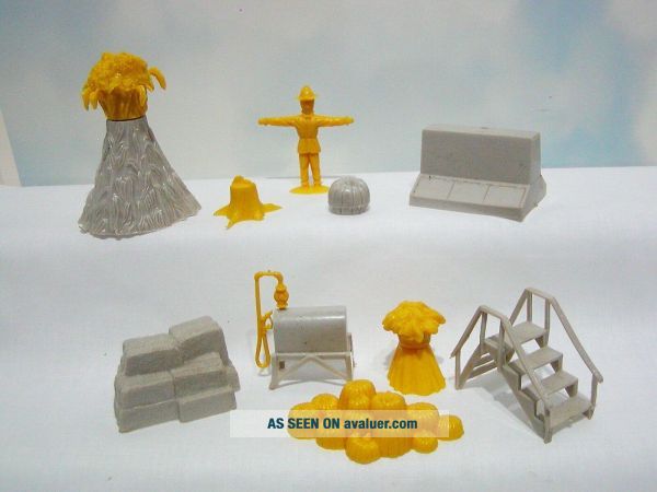 Vintage Marx Farm Playset Platform Barn Complete 10pc Set | #49737663