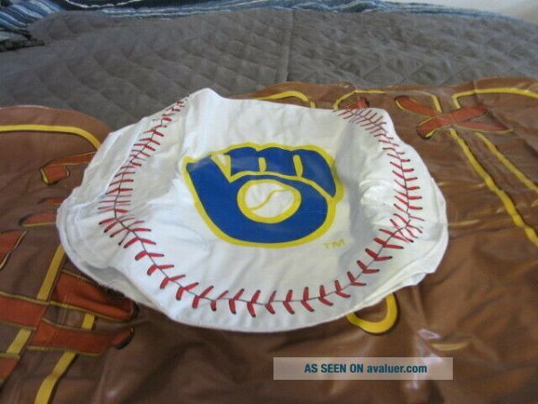 MILLER LITE BEER MILWAUKEE BREWERS BALL GLOVE GIANT INFLATABLE BASEBALL ...