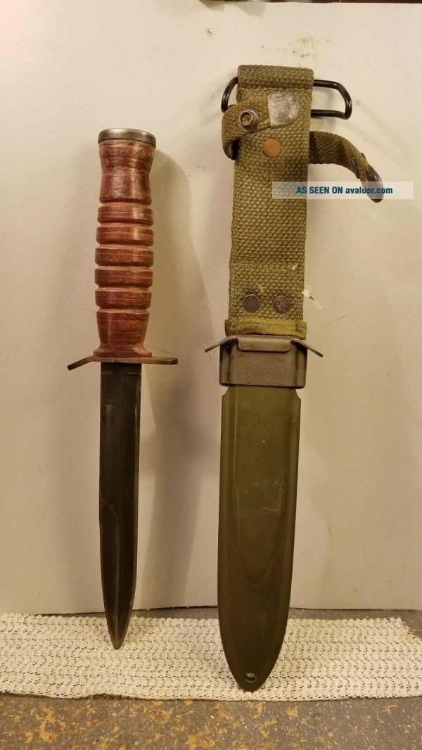 WW2 U. S. Fighting Knife By CASE, With Scabbard | #50021460