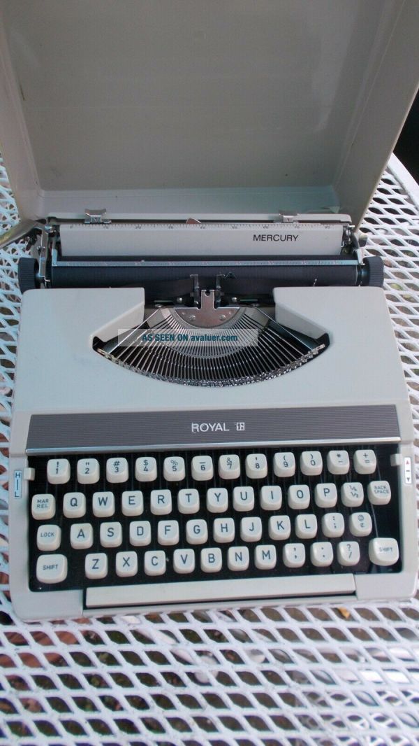 VINTAGE ROYAL MERCURY PORTABLE TYPEWRITER WITH CASE - MADE IN JAPAN ...