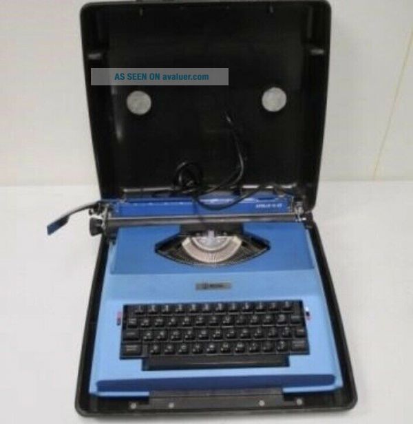 Vintage Blue Royal APOLLO 12 GT Electric Typewriter In Case | #50146317