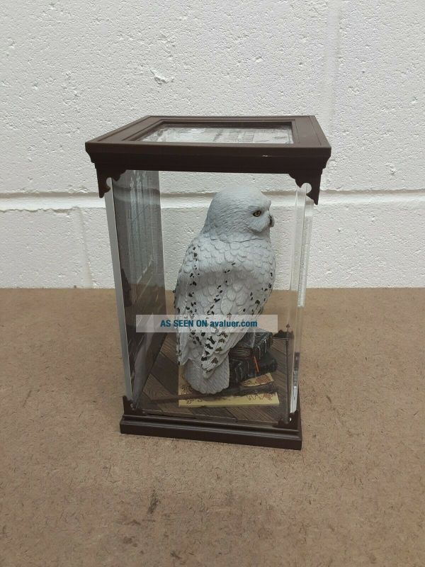Collectible Harry Potter Magical Creatures Hedwig Statue Figurine In ...