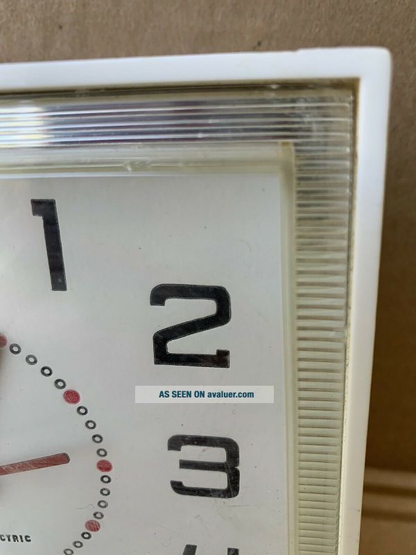 General Electric Vintage White Electric Wall Clock Mid Century - Model ...