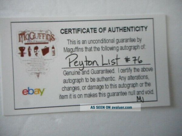 Peyton List Signed Inkworks SMALLVILLE (Lucy Lane) Trading Card 76 W ...