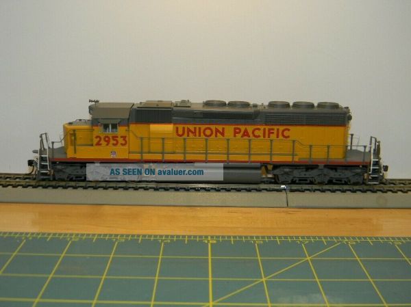 Intermountain HO Union Pacific SD40 Road Number 2953 With ESU LokSound ...