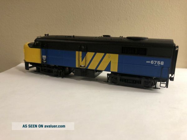 DCC PROTO 2000 POWERED FA2 VIA RAIL ENGINE LOCOMOTIVE HO SCALE LIKE ...