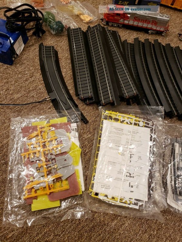 Life - Like Diesel Thunder Santa Fe HO Scale Electronic Train Set ...