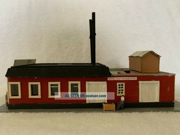 HO Scale Grand Junction Box Custom Assembled Building A | #51349371