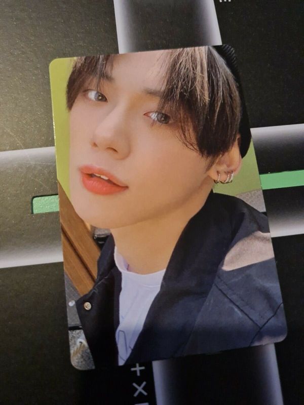 TXT Official The Chaos Chapter: Freeze Boy Version Photocard PC | #62148445