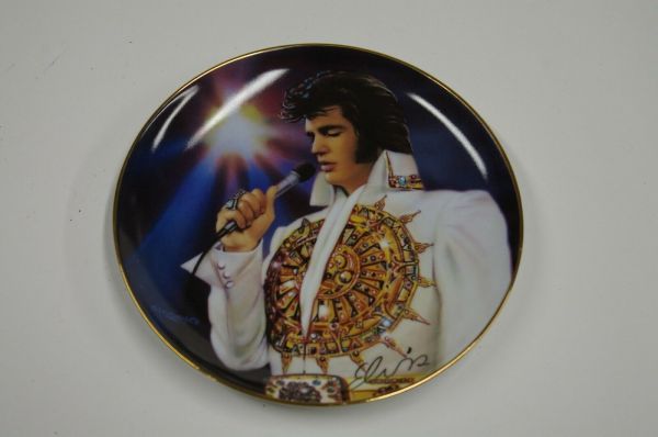 Vintage 1996 Elvis Presley Bradford Remembering Elvis The Dream ...