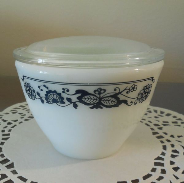 Corning Pyrex Glass Old Town Blue Onion Sugar Bowl With Glass Lid ...