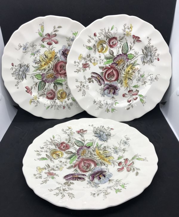 6 Vintage Sheraton Johnson Brothers Dinner Plates | #62853421