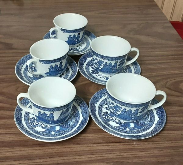 5 JOHNSON BROTHERS BLUE WILLOW VINTAGE CUP AND SAUCER ENGLAND | #63432564
