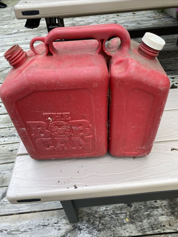Vintage Gas Can 2 Compartment Bob Can For Gas And Oil Chainsaw No Gas ...