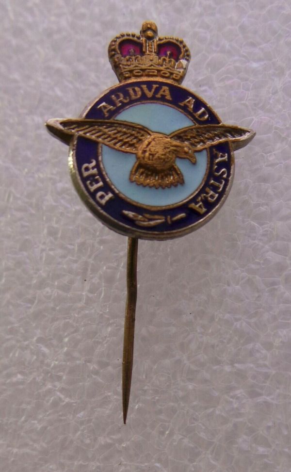 VINTAGE ROYAL AIR FORCE (RAF) - ENAMEL LAPEL BADGE - PER ARDVA AD ASTRA ...